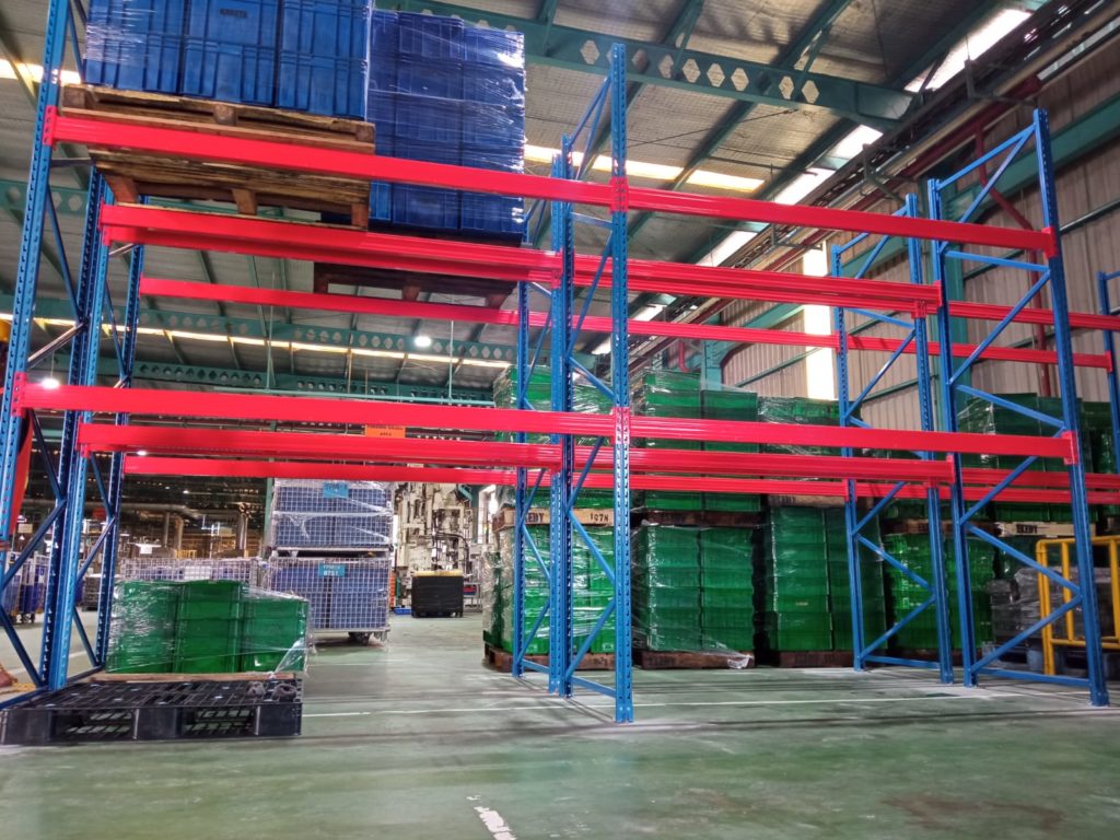 RAK BESI GUDANG UKURAN BESAR TIPE RR-1000 KAPASITAS 1 TON